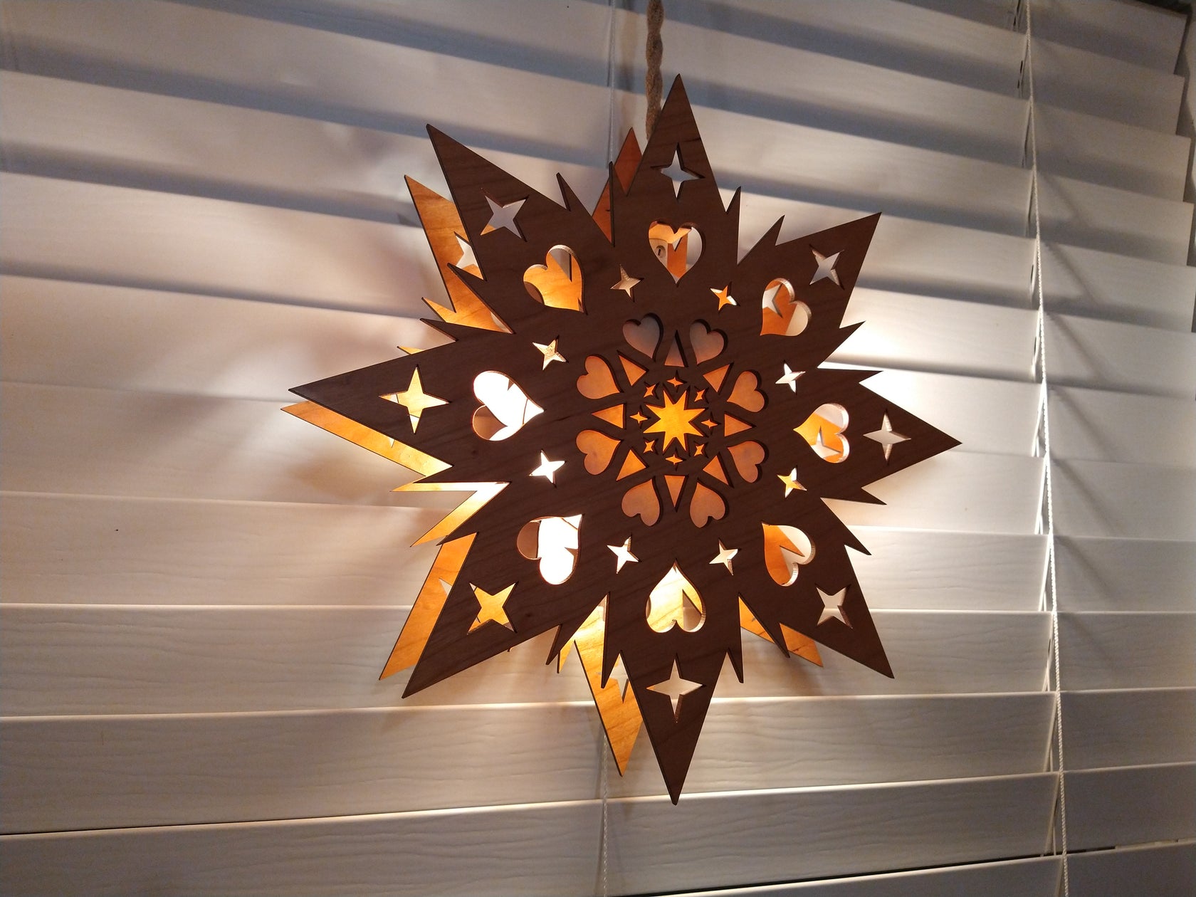 Scandinavian Wooden Window Welcome Light – The Willow and The Pine